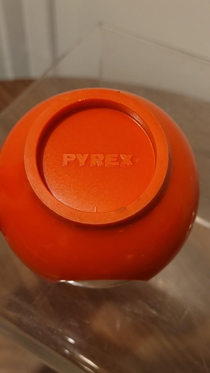 Lot 207: Mid Century (3) Pyrex Glass Mugs and Coffee Carafe ...