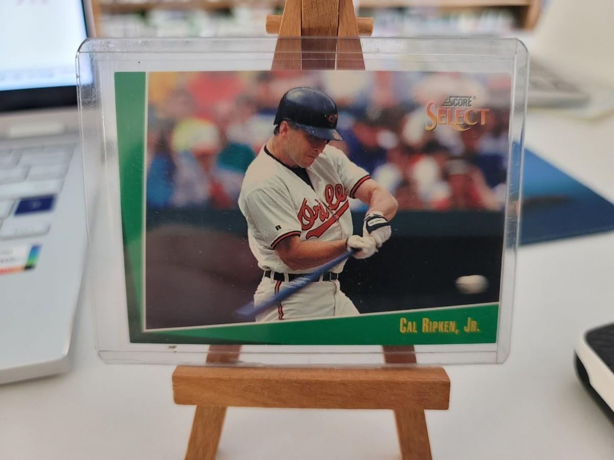 Score Select Cal Ripken Jr | EstateSales.org