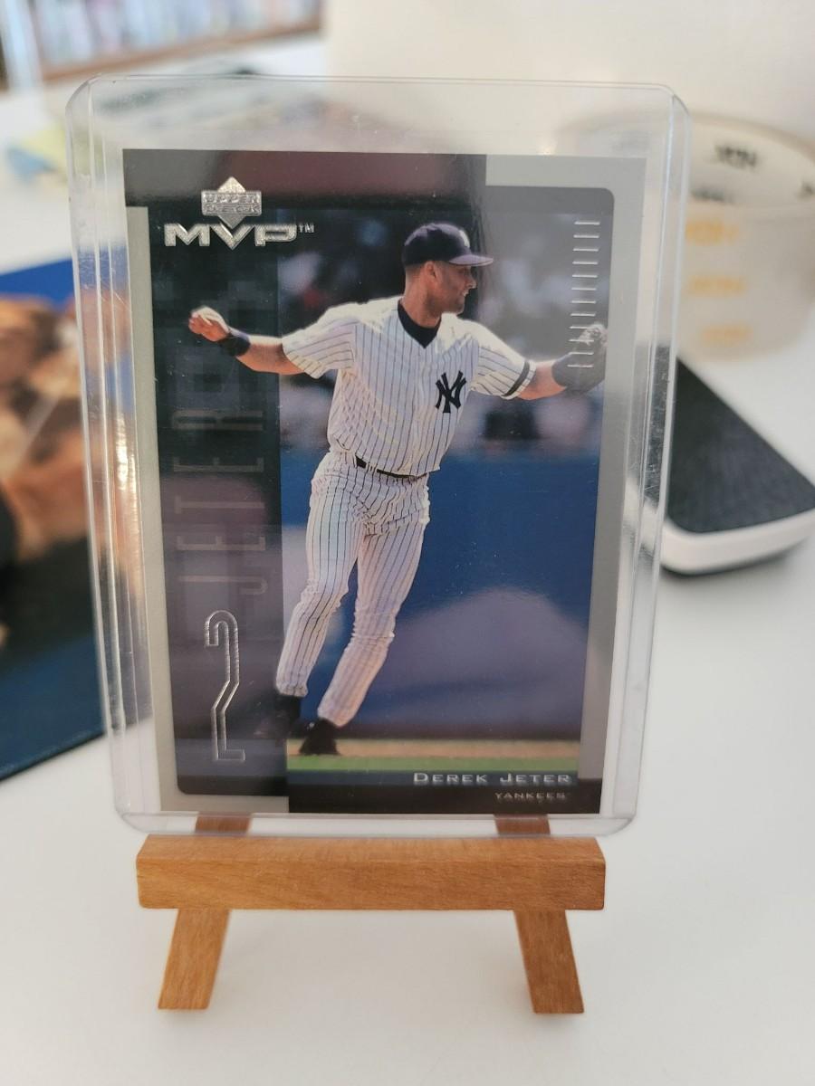 Upperdeck MVP Derek Jeter | EstateSales.org