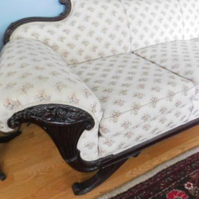Vintage French Country Parlor Couch | EstateSales.org