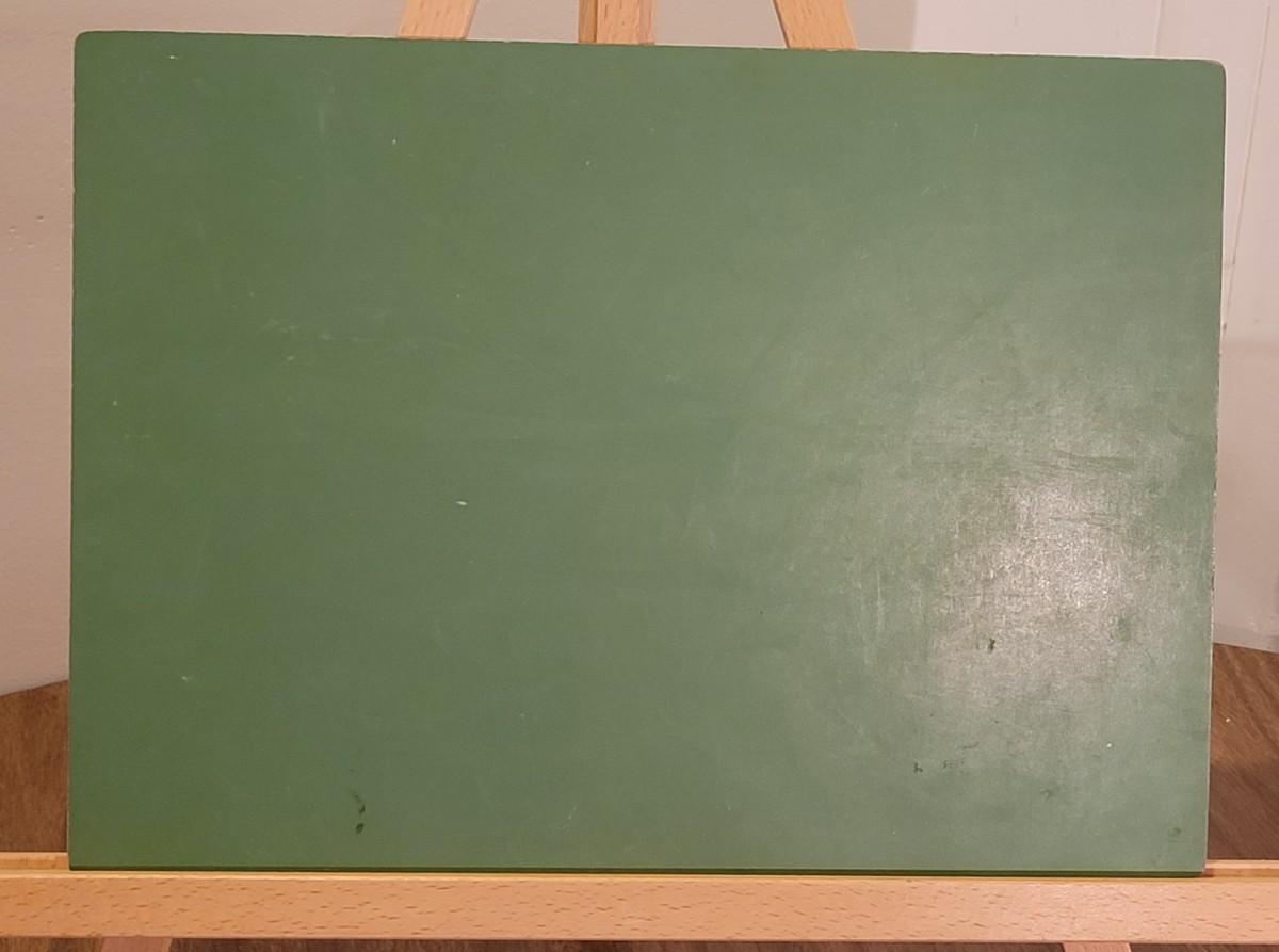 Lot 117: Vintage Personal Chalkboard, Reading Games Book & Flash Cards ...