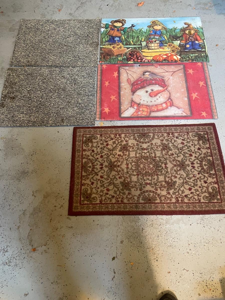 Assortment of rugs | EstateSales.org Assortment of rugs | EstateSales.org