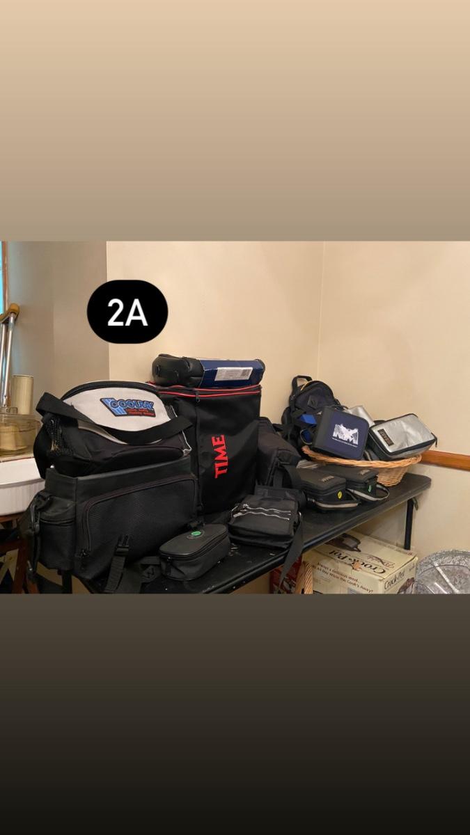 All types of bags/Cases | EstateSales.org