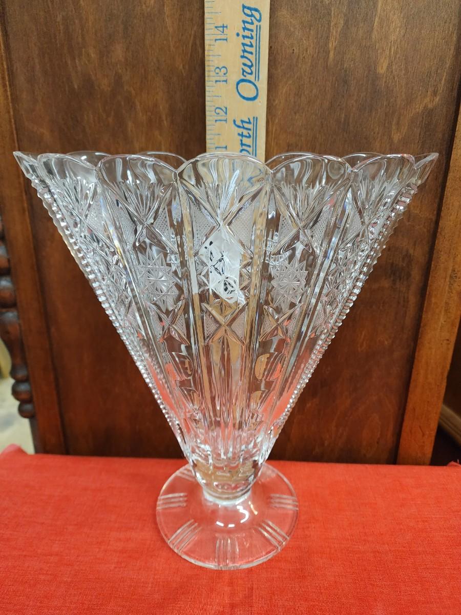 Beautiful Heavy Cut Glass Fan Vase | EstateSales.org