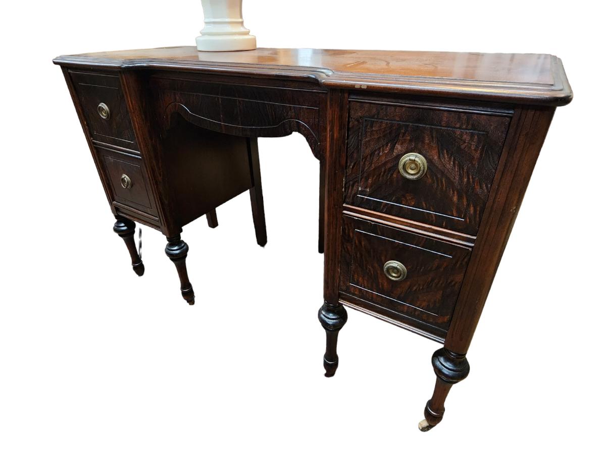 Vintage Wood Desk | EstateSales.org