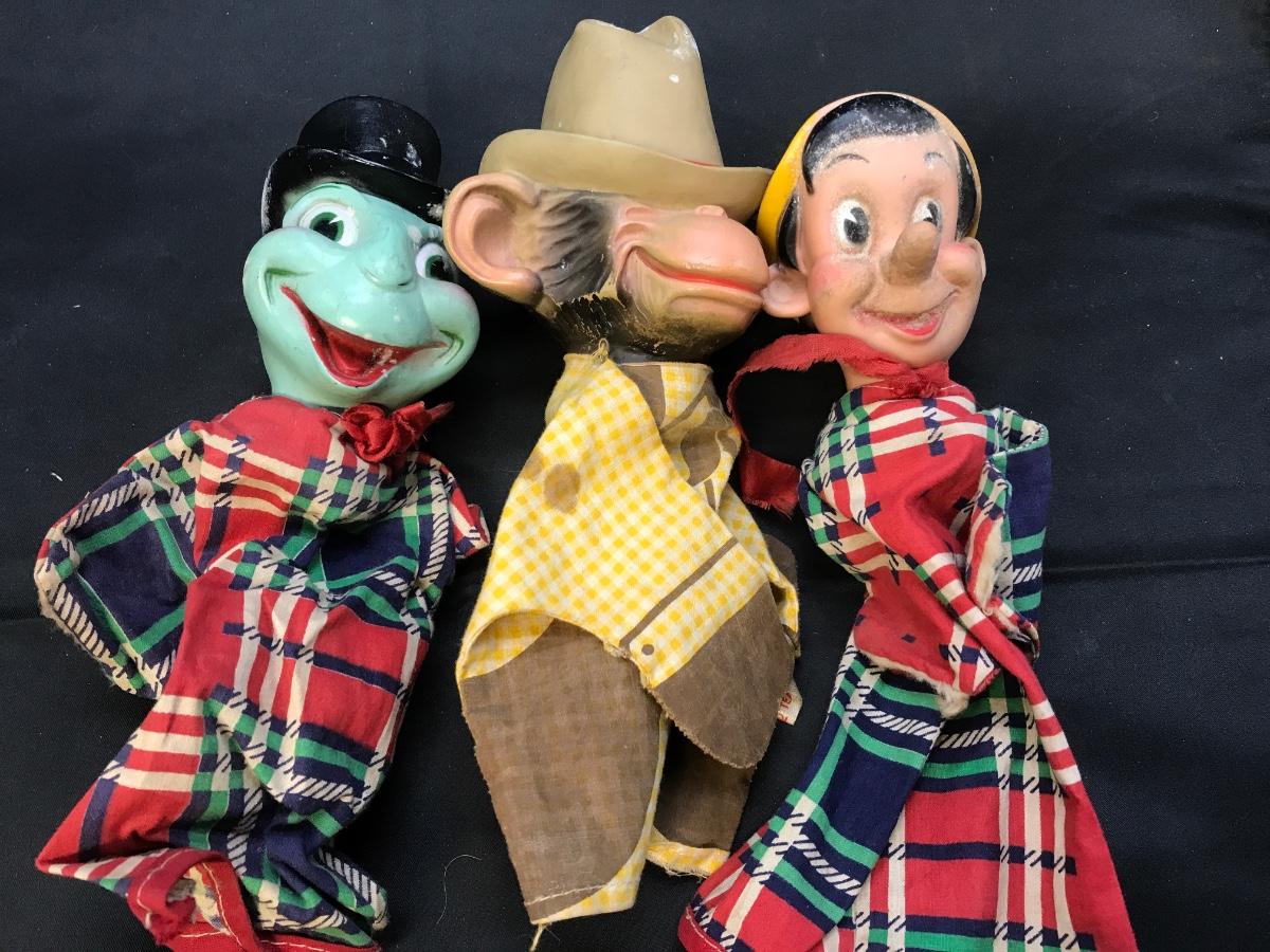 VINTAGE PUPPETS LOT | EstateSales.org