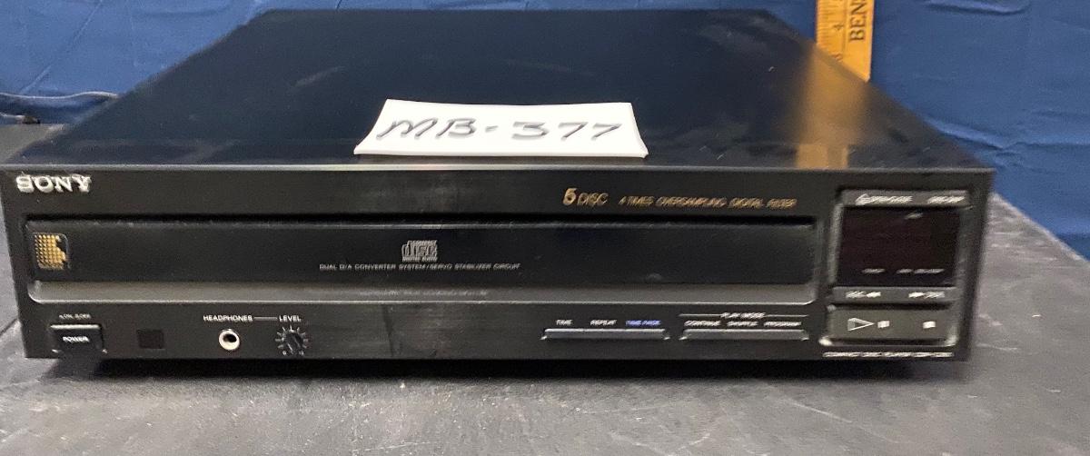 Sony 5 Disc CD Player | EstateSales.org