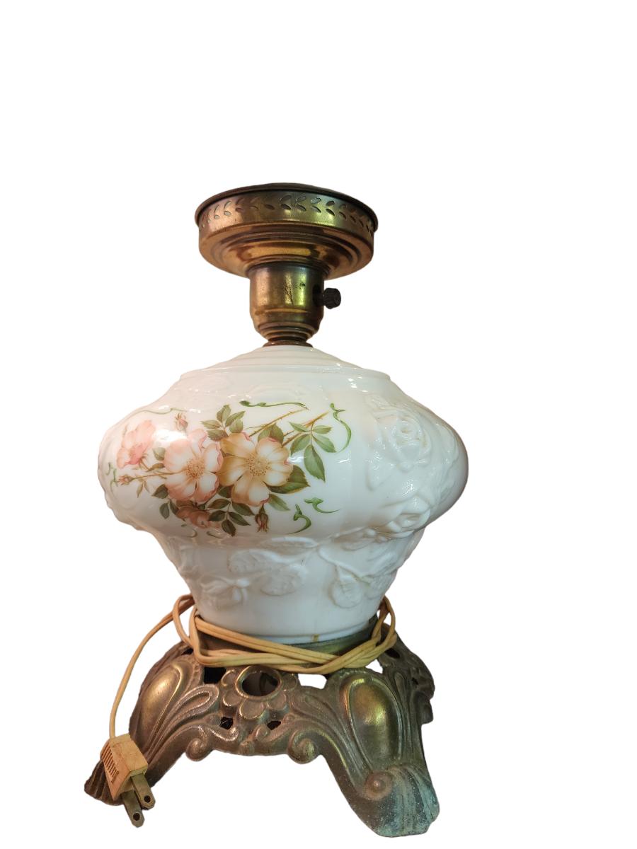 Base for Vintage Electric Lamp (No Globe) | EstateSales.org