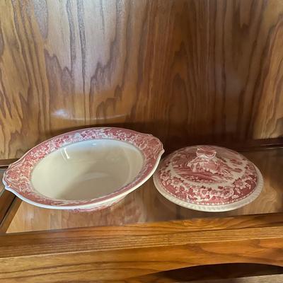Woods Burslem Seaforth “˜Red’ Fine China Set (DR-RG) | EstateSales.org
