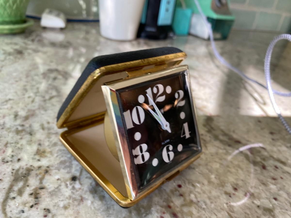 MCM Elgin Folding / Travel Alarm Clock MOD | EstateSales.org