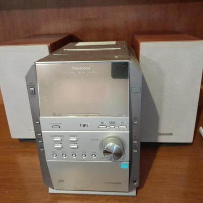 PANASONIC CD STEREO SYSTEM WITH REMOTE CONTROL AND INSTRUCTIONS ...