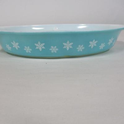 Vintage Pyrex Blue Snowflake 1.5 Quart Divided Casserole Dish No Lid ...