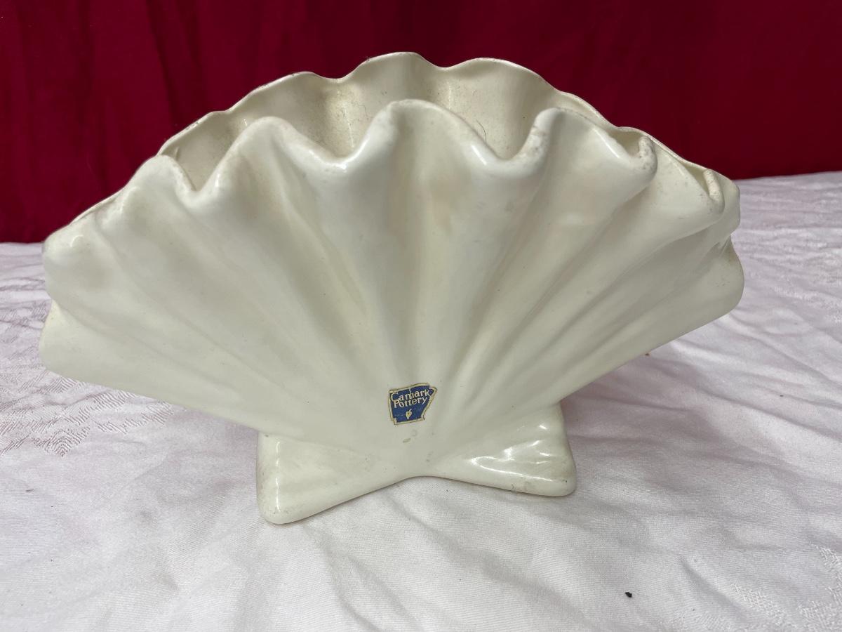 Camark shell pottery | EstateSales.org