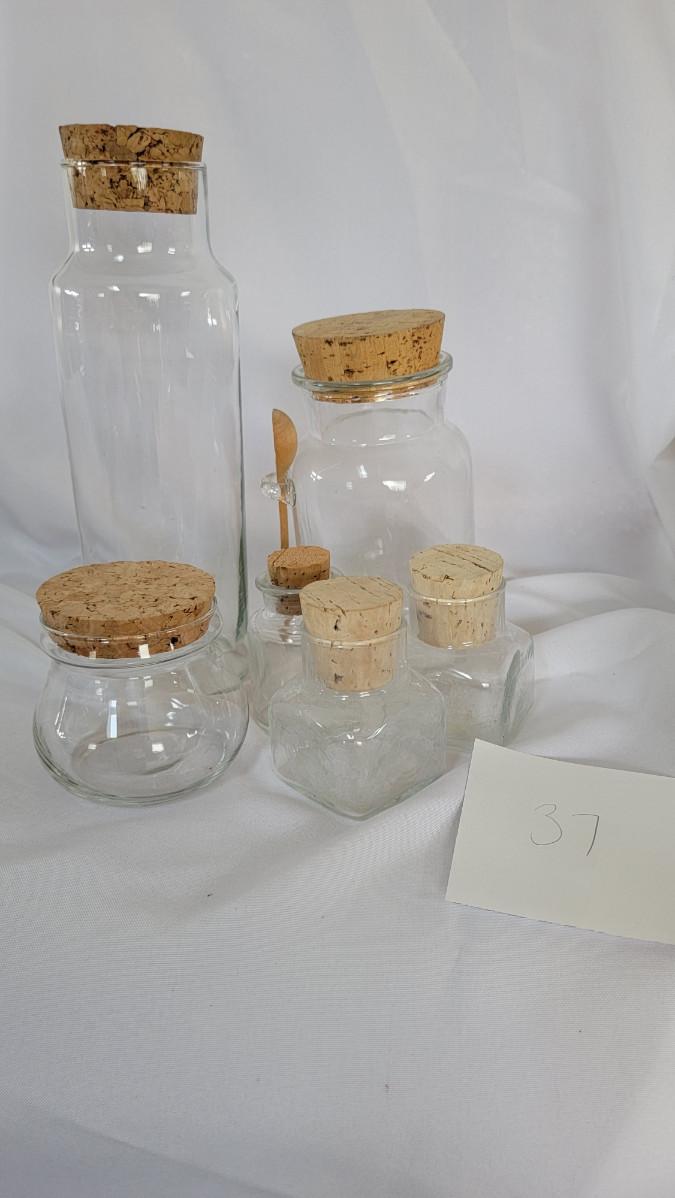 Glass stoppered containers | EstateSales.org