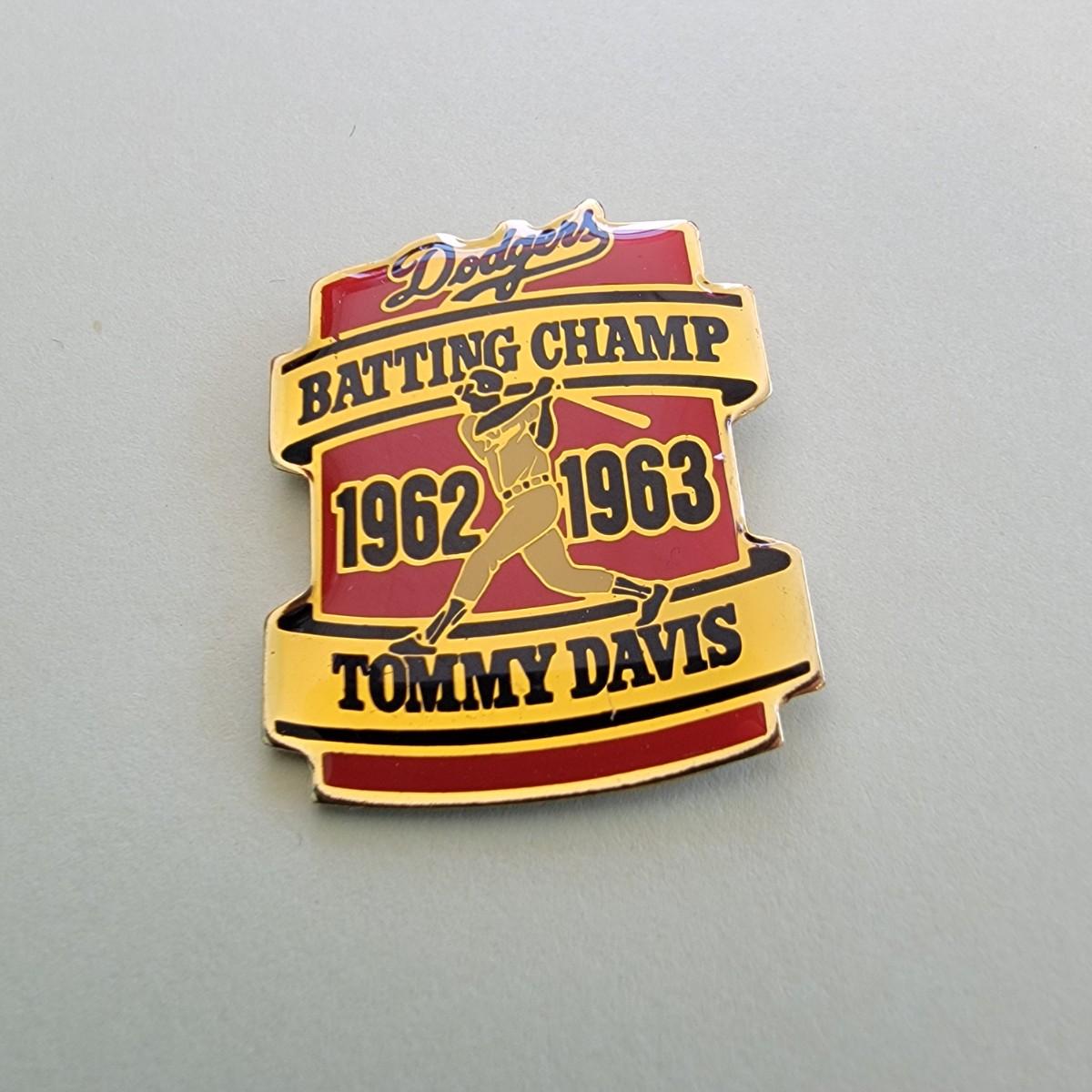 Dodgers Tommy Davis Pin | EstateSales.org