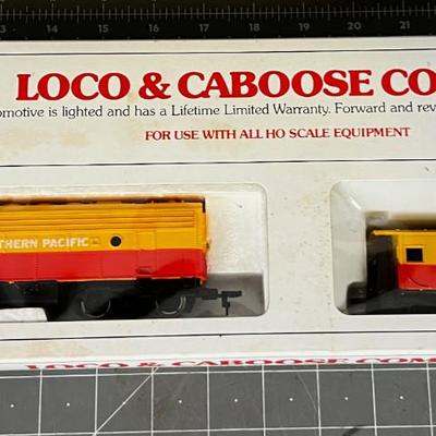 Loco & Caboose Combo, NEW Southern Pacific | EstateSales.org