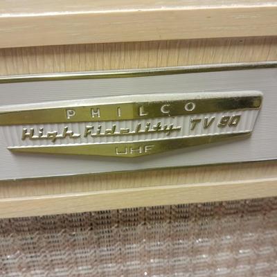 1955 PHILCO BLACK & WHITE CONSOLE TV | EstateSales.org
