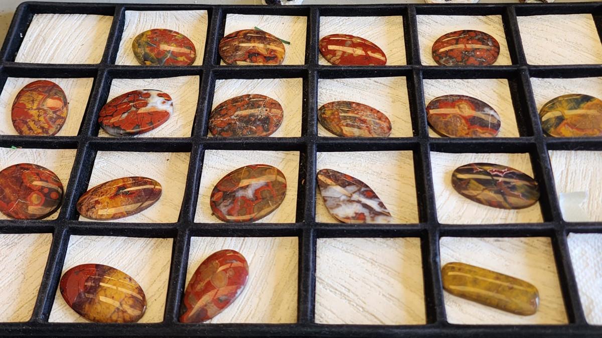 Poppy Jasper Cabochons | EstateSales.org