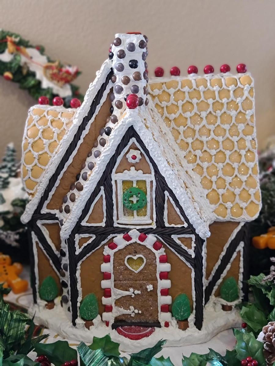 Rock Candy Chimney - Tradition by Byer's Choice Ltd | EstateSales.org