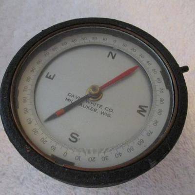 David White Co. Milwaukee Wisconsin Compass - H | EstateSales.org