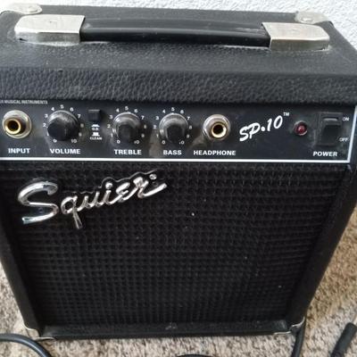 SQUIER SP-10 AMPLIFIER | EstateSales.org