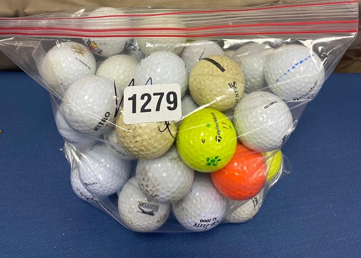 50 Mixed Golf Balls | EstateSales.org