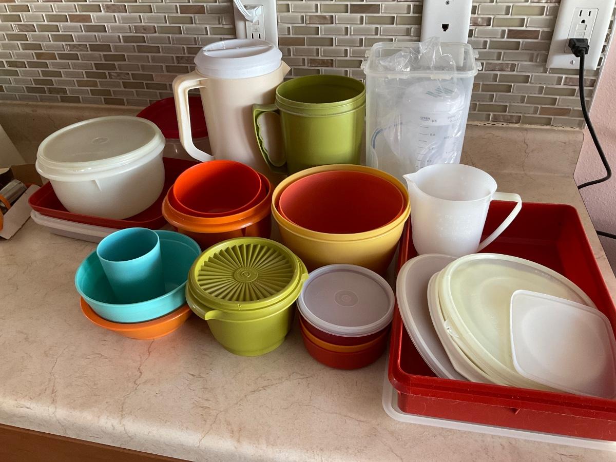 Tupperware lot | EstateSales.org