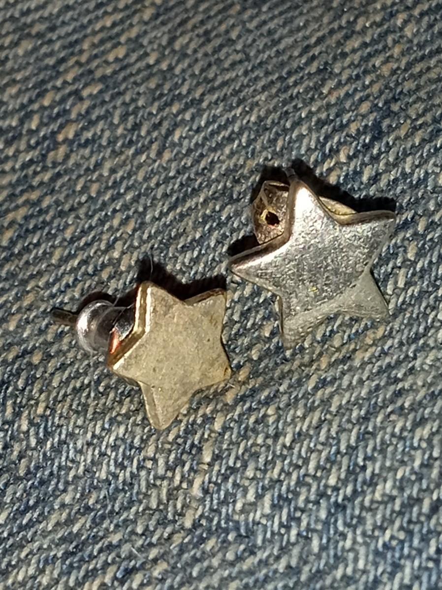 Small Sterling Silver Star Stud Earrings | EstateSales.org