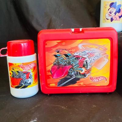 90’s LUNCH BOXES ALL WITH THERMOS | EstateSales.org