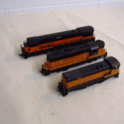 Three The Milwaukee Road Model Train Engines | EstateSales.org