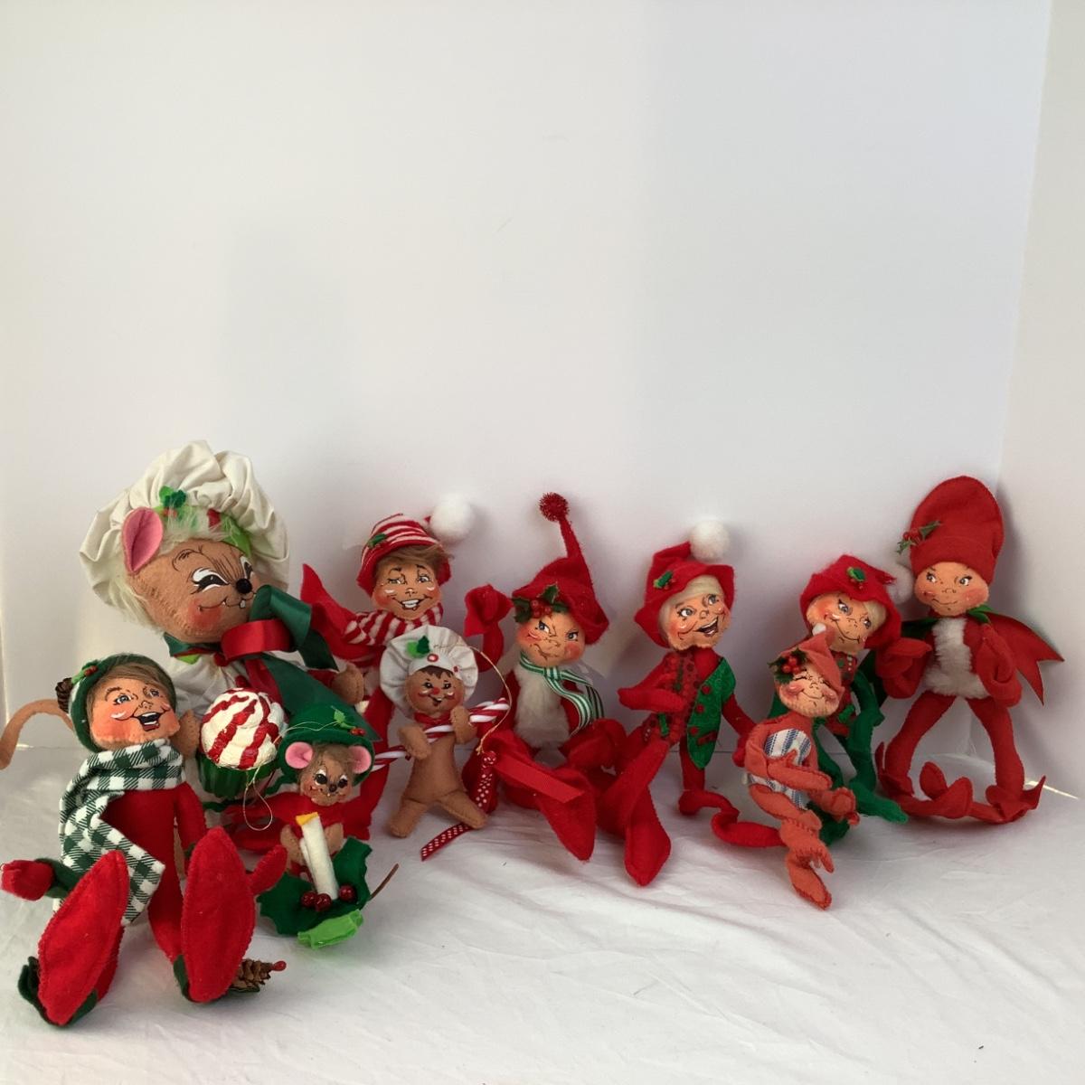 8247 Lot of 10 ANNA-LEE Christmas Elves | EstateSales.org