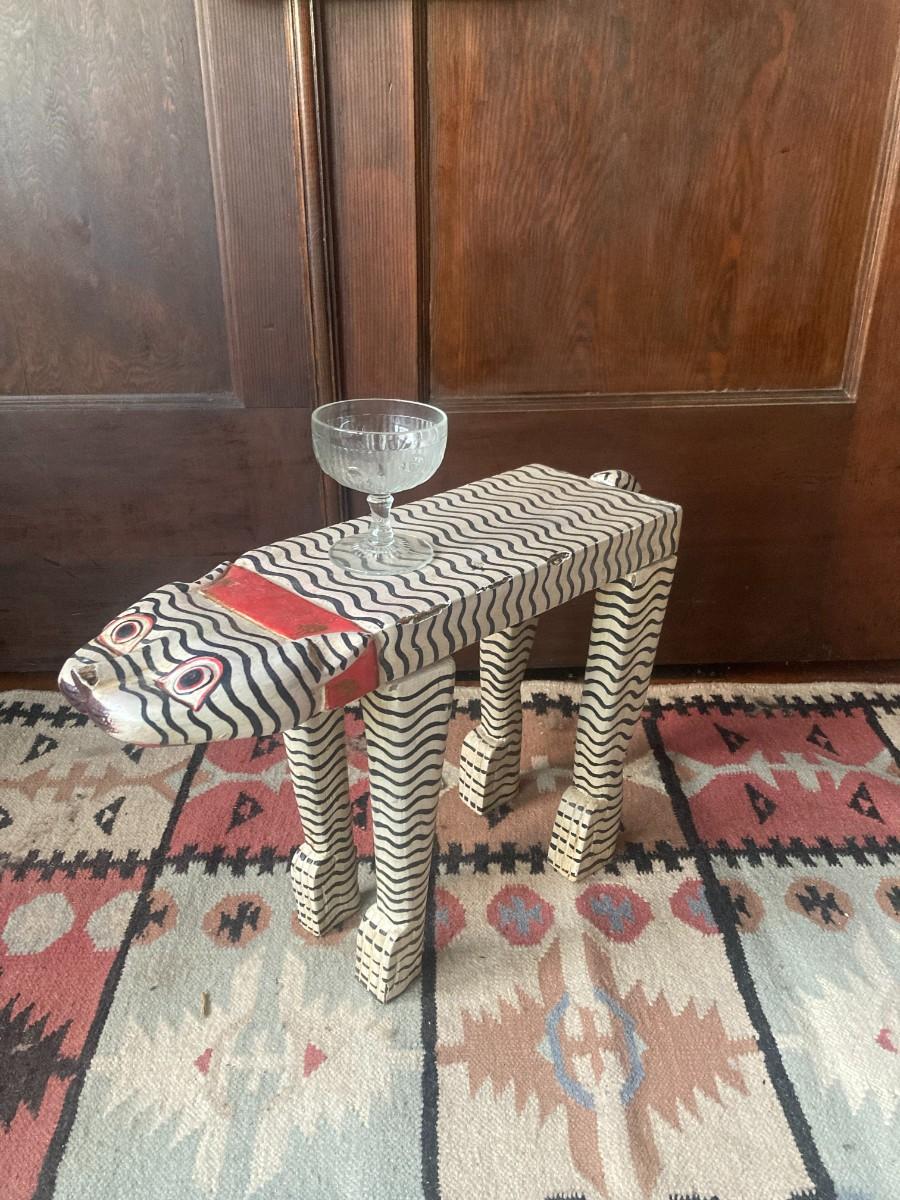 Small cat folk art drink table | EstateSales.org