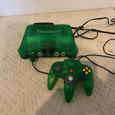Nintendo 64 Jungle Green Console & Controller (DN-MG) | EstateSales.org