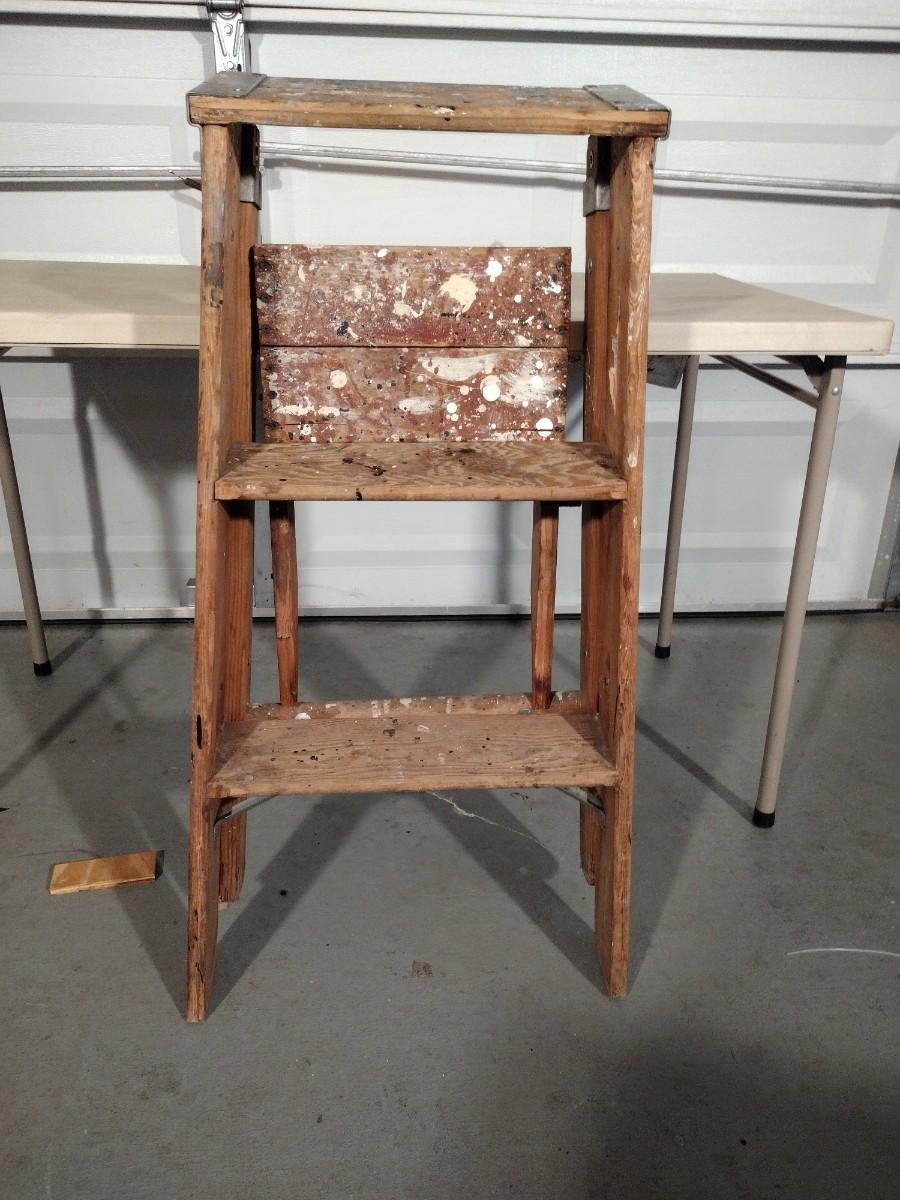 Step Ladder | EstateSales.org