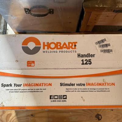 NIB HOBART WELDER - HANDLER 125 | EstateSales.org