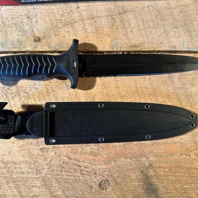 TITAN TRS KNIFE | EstateSales.org