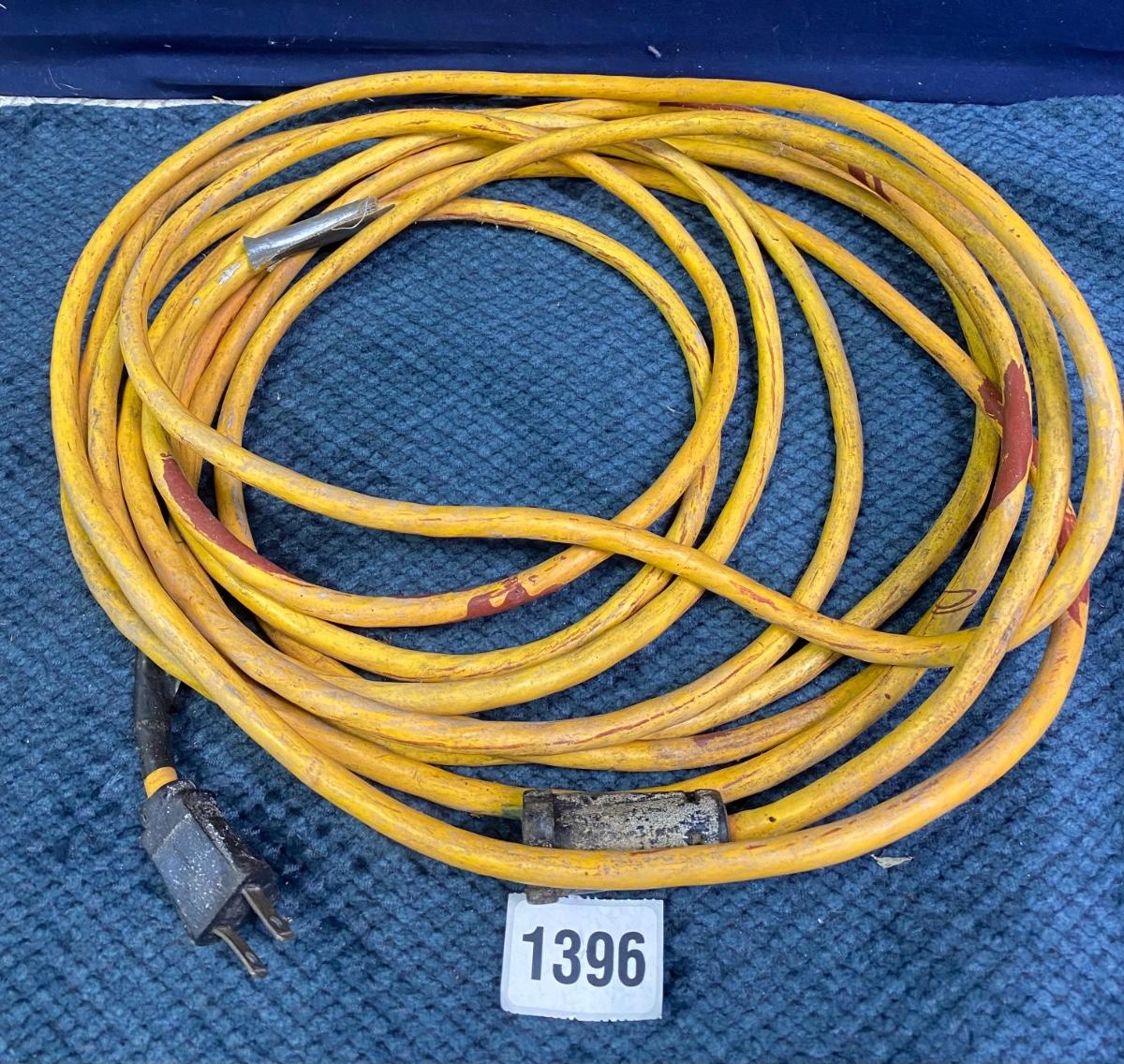 Extension Cord | EstateSales.org