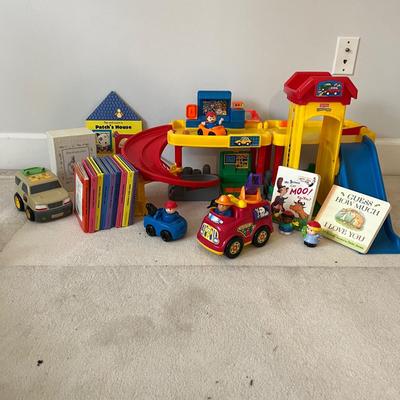 Fisher Price Little People Ramps Around Garage, Children’s Books & More ...