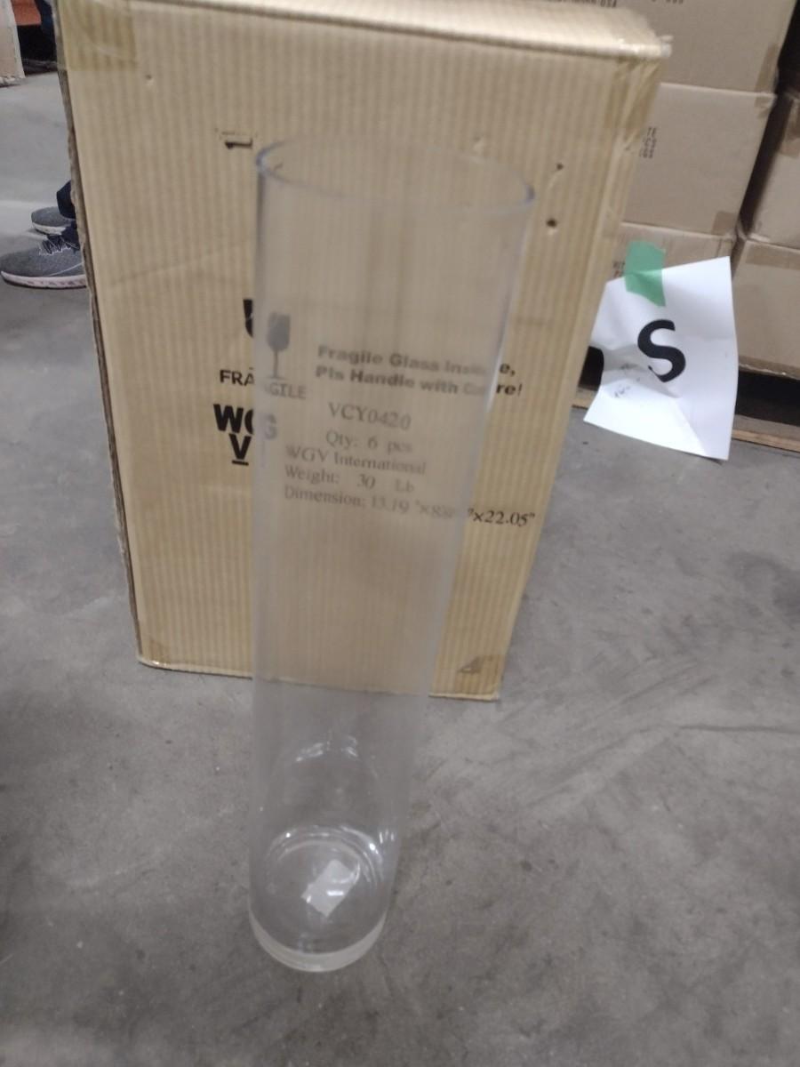 2 Boxes Clear Glass Centerpiece Vases 6 CT Box | EstateSales.org