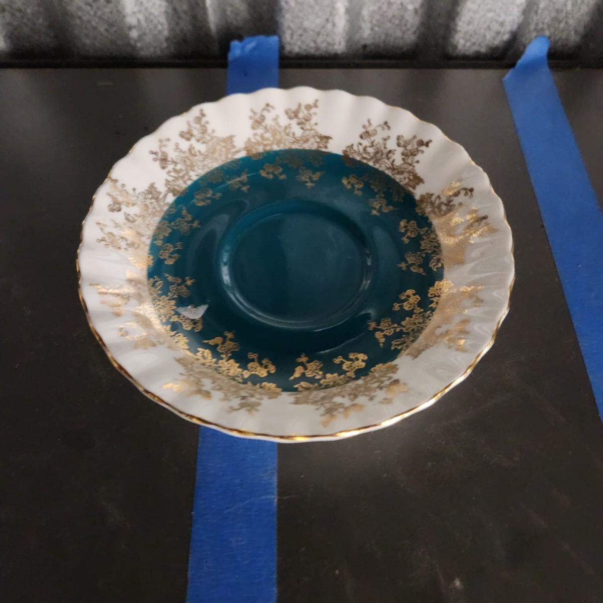 Tea plate | EstateSales.org