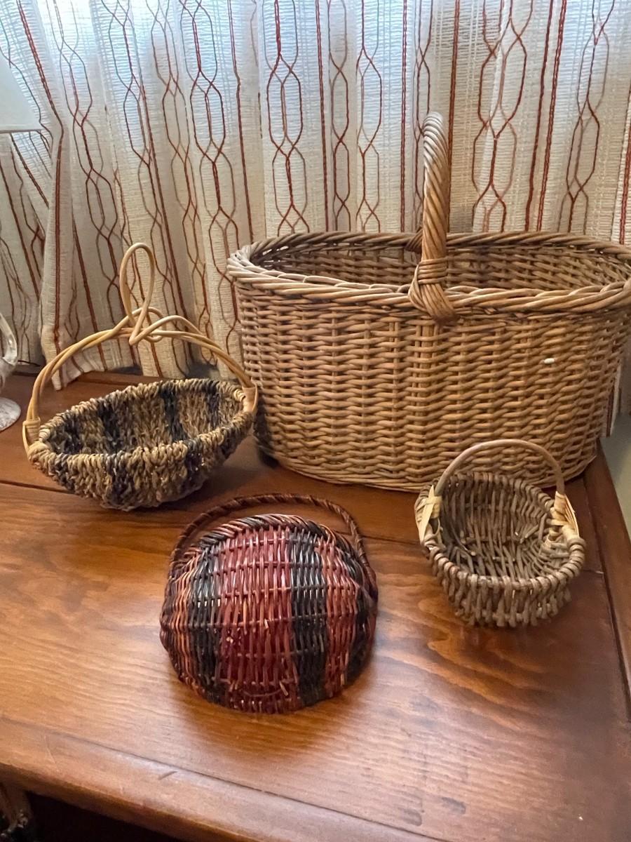 Basket collection | EstateSales.org