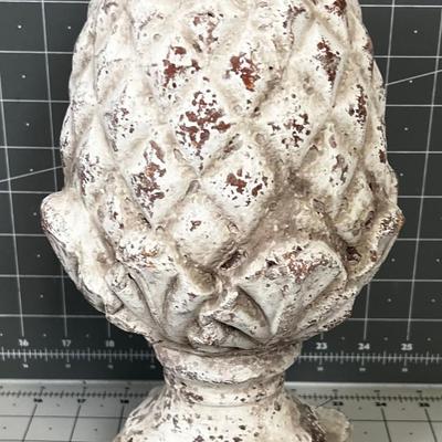 Pine Cone Finial | EstateSales.org