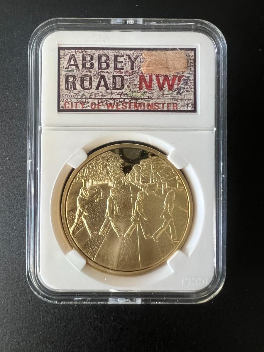 Beatles limited edition Abbey Road commemorative coin | EstateSales.org
