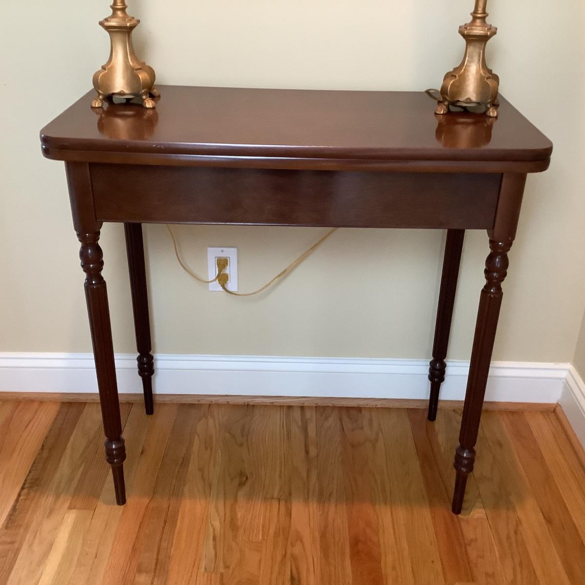 1197 BOMBAY Flip Top Mahogany Game Table | EstateSales.org