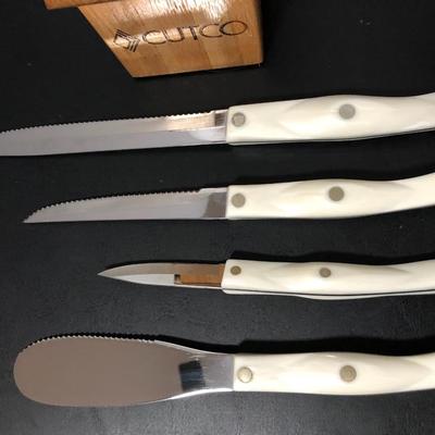 CUTCO Knife Set with Wood Block - White Handles (very nice condition ...