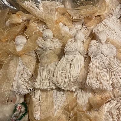 String Angels | EstateSales.org