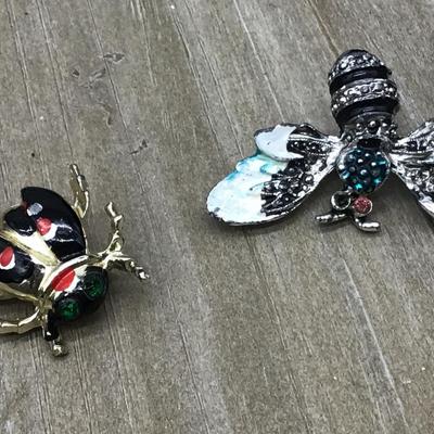 Vintage 🐞 Bug Pins | EstateSales.org