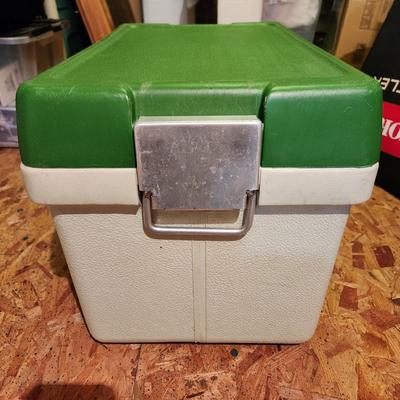 Vintage Coleman green cooler Ice Chest | EstateSales.org