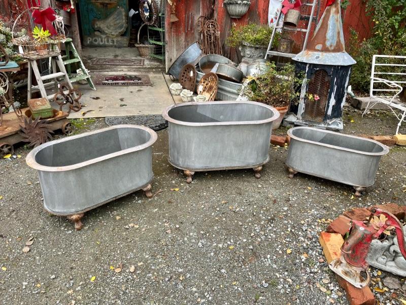 Primitive Barn Stuff, Yard Art, Vintage Farm Equipment, & Garden ...