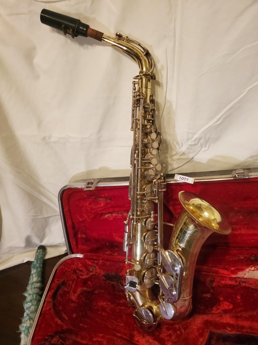 Armstrong Saxophone | EstateSales.org